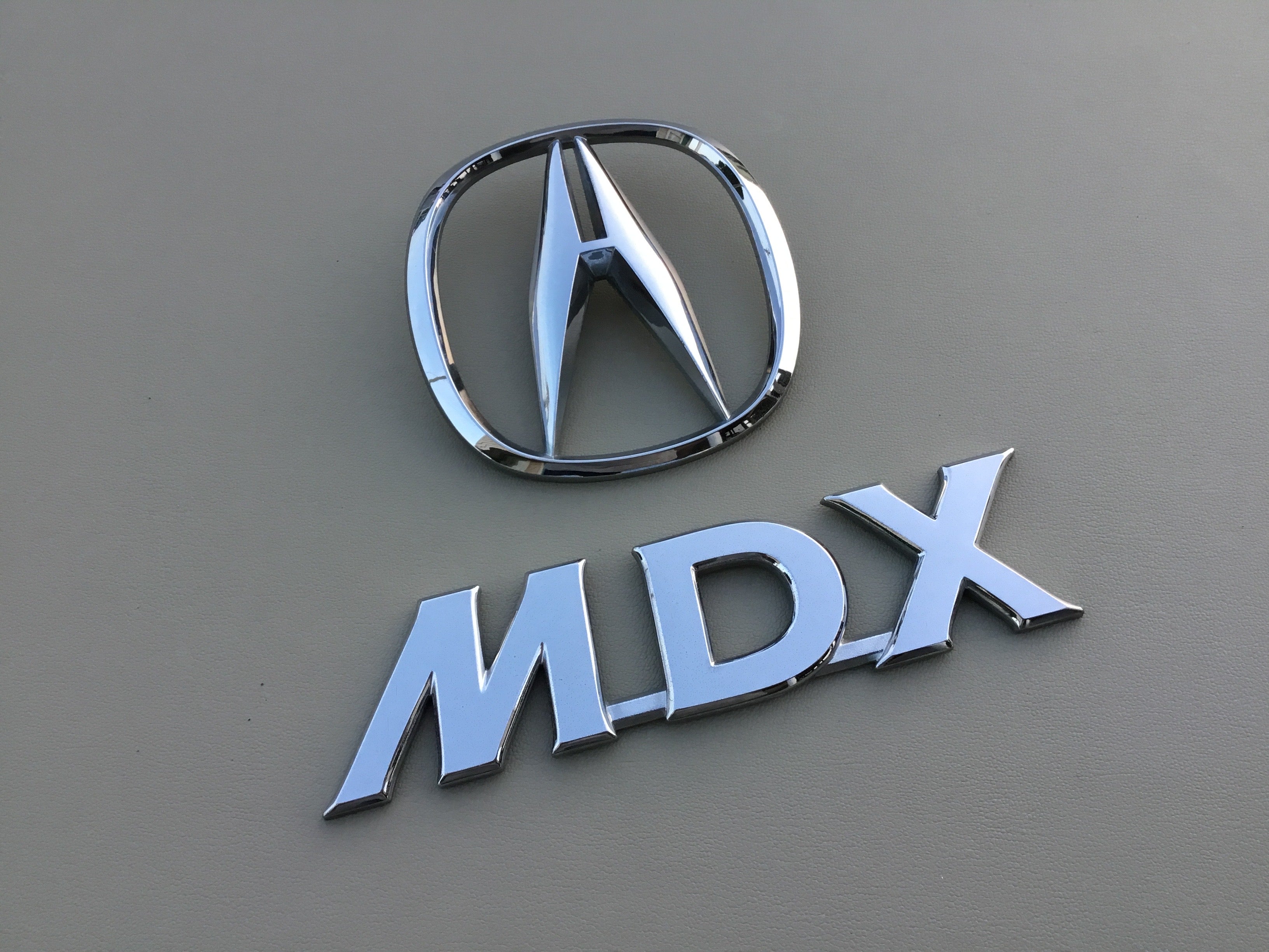 2000-2006 Acura MDX Tailgate Emblem Set - Emblem Dude