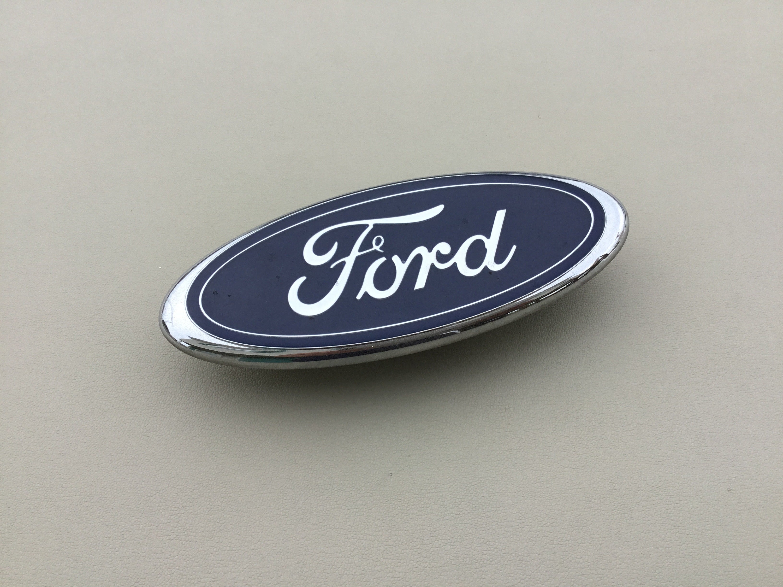 1998-2002 Ford Ranger Grille Emblem - Emblem Dude